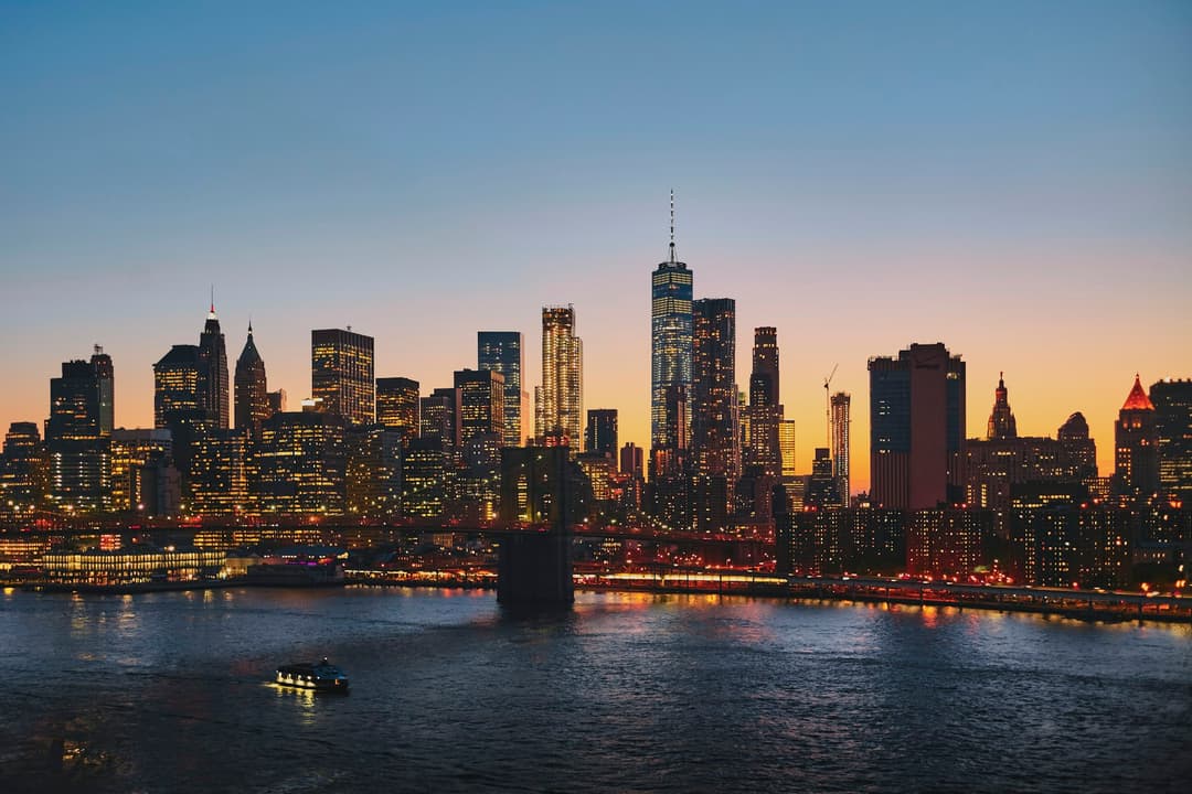 USA Travel Guide 2026 — Where to Go, Eat & How to Plan | WePlanify